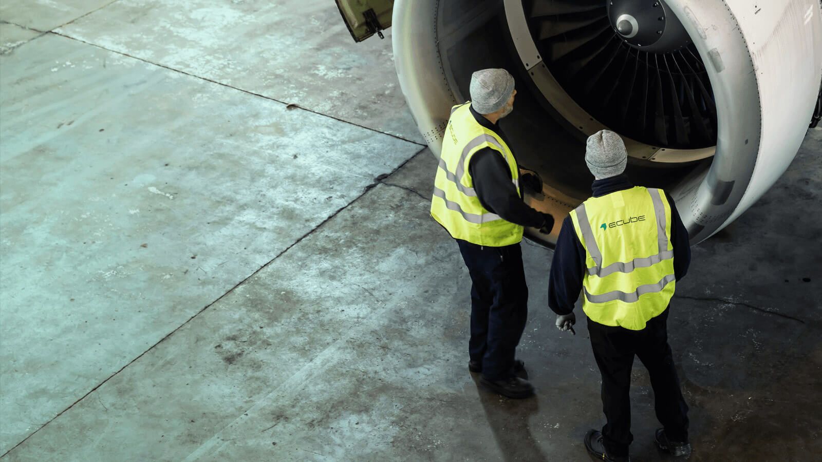 ecube aero | Brand and web design | Limegreentangerine